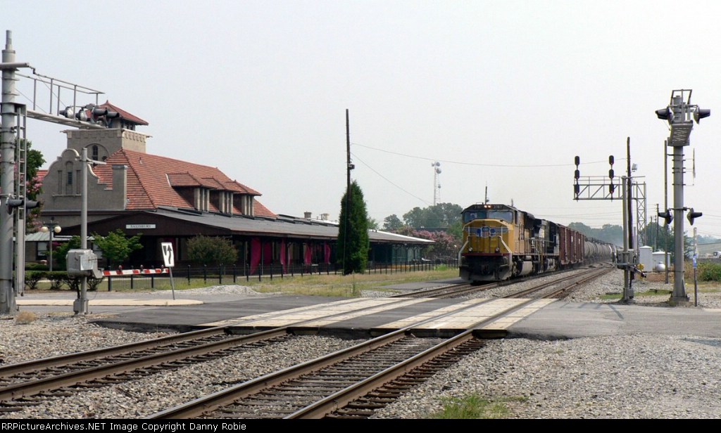 NS 119 Salisbury Station